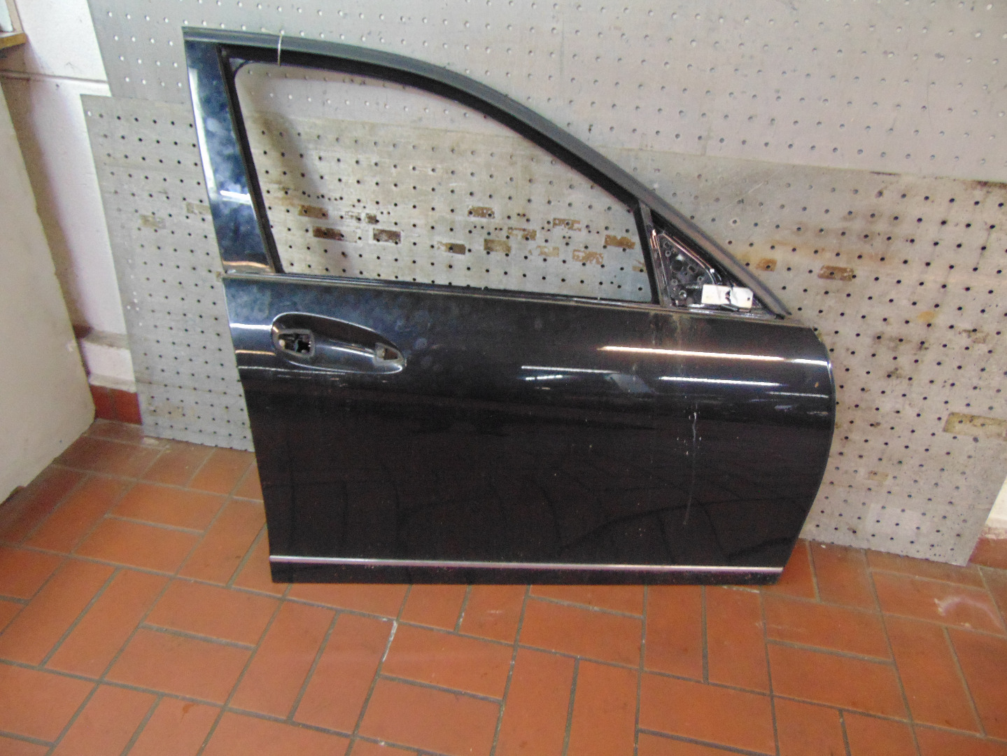 Mercedes-Benz C-Klasse Limo Tür vorne Rechts | Autoteilekaufhaus Pinneberg